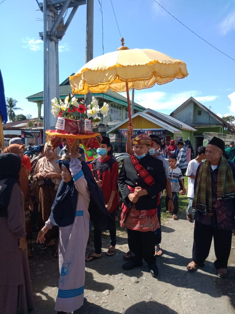 Punago Rimbun: Payung Kuniang Kebesaran Kerajaan Kesultanan Indrapura ...